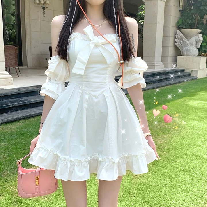 Aesthetic Dress: Dollette, Grunge, Y2K, Jirai Kei @Aesthetics Boutique